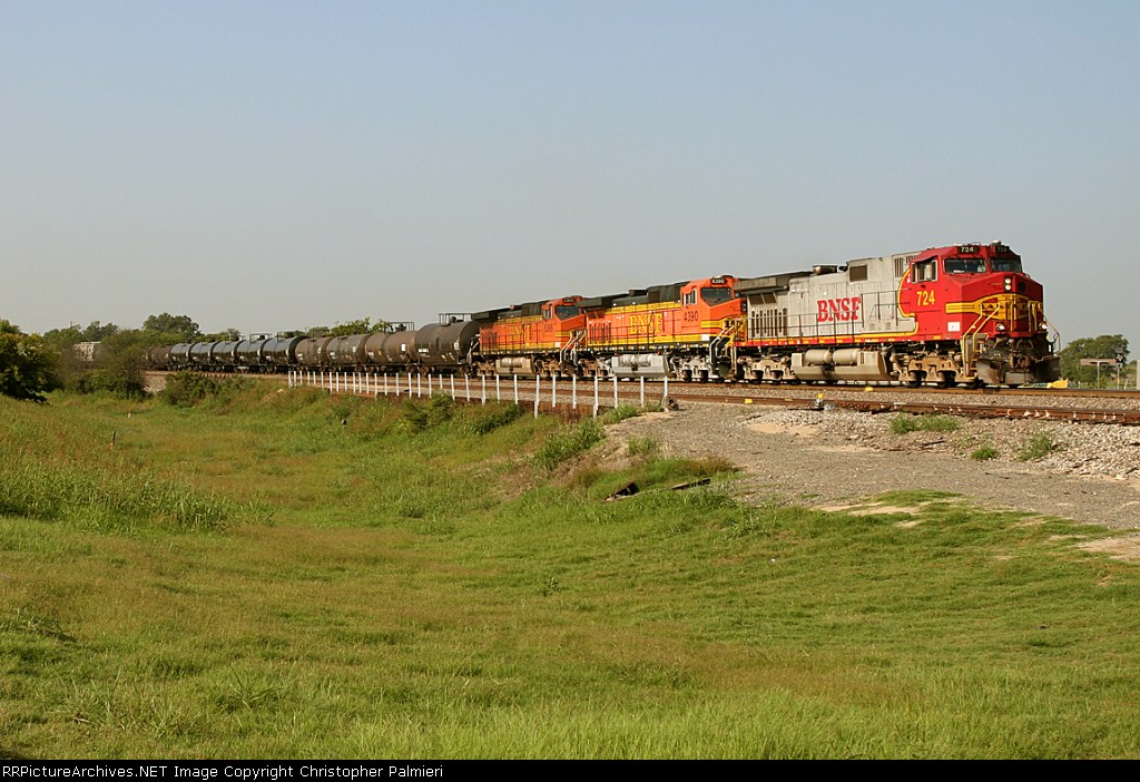 BNSF 724, 4390, and 5366
